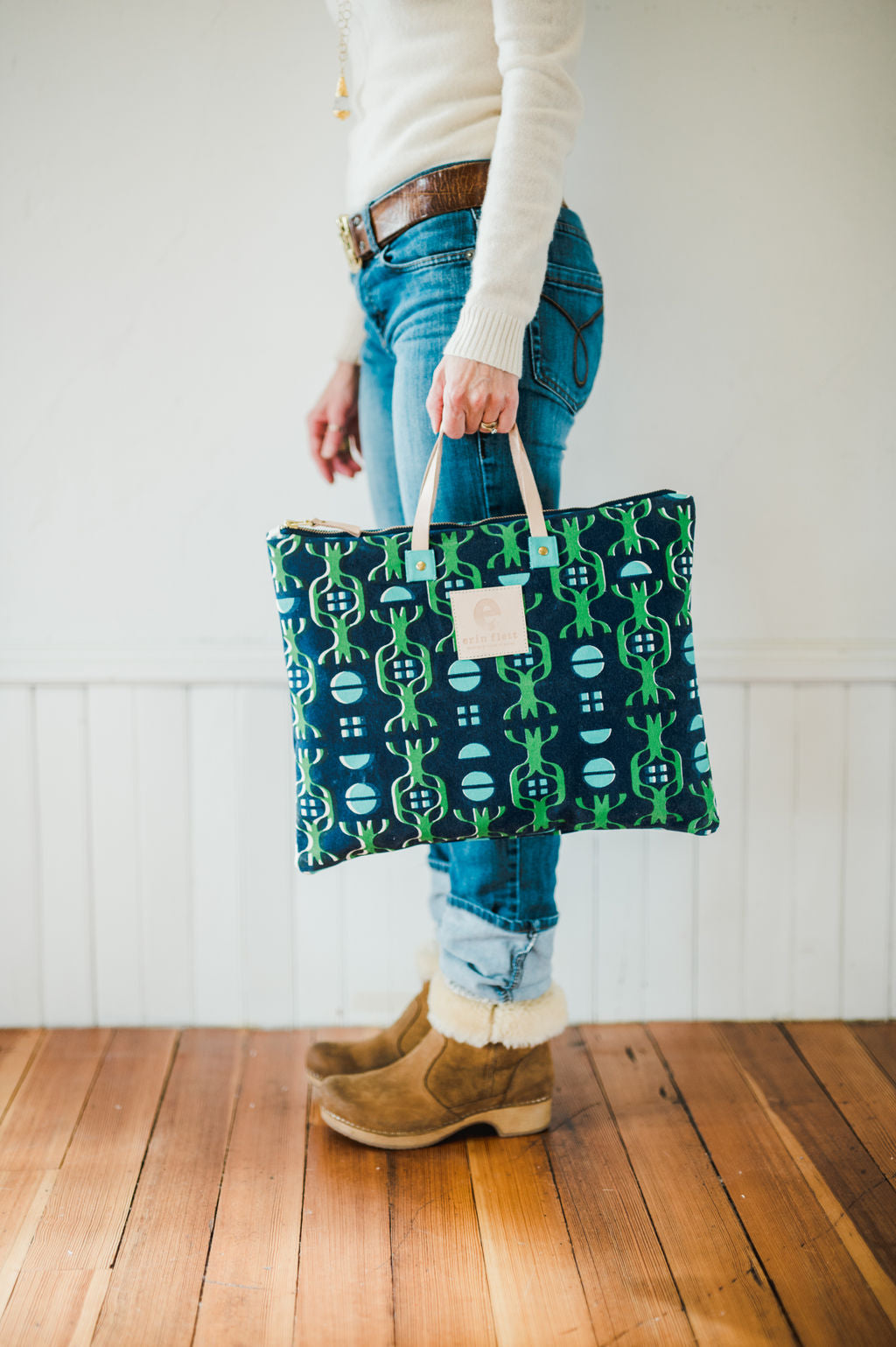 KELLY GREEN + TURQUOISE CHALET FOLDER BAG – erin flett